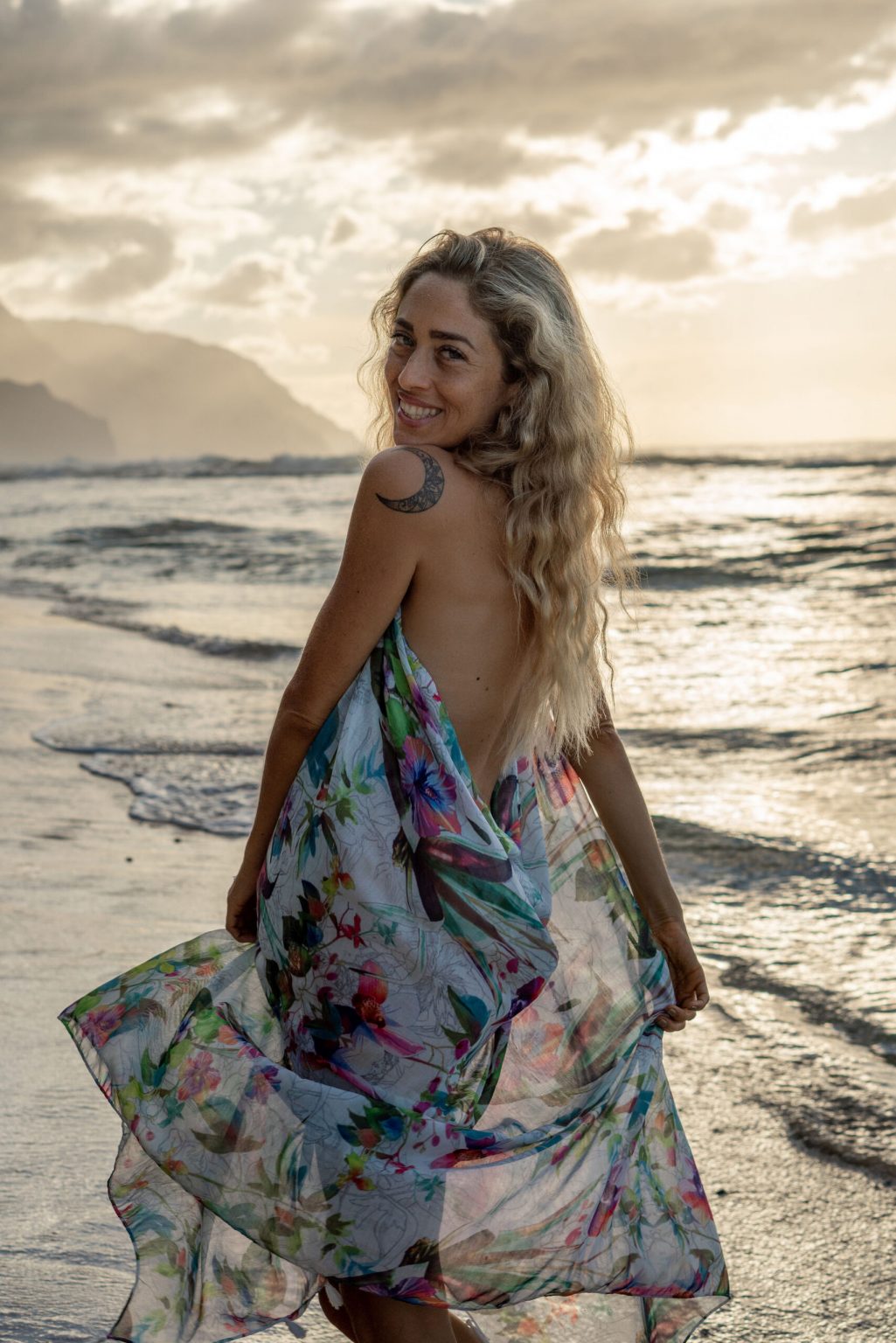 About – Shayna Hiller